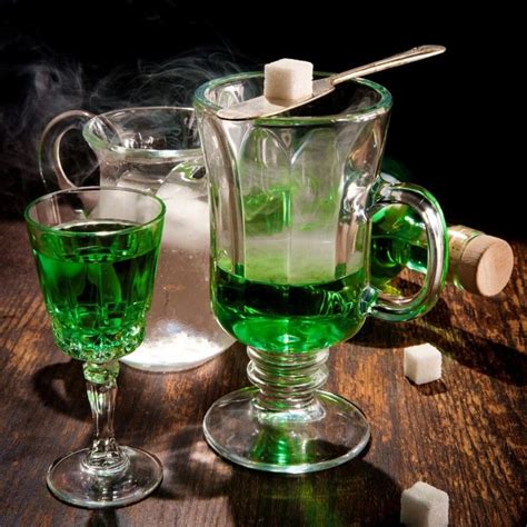 25 Best Absinthe Cocktails You Must Give A Try 🍸