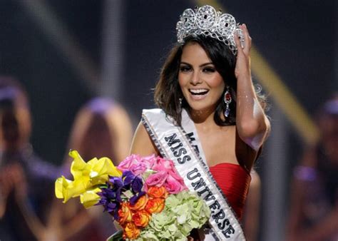 Ximena Navarrete Miss Universe Interview