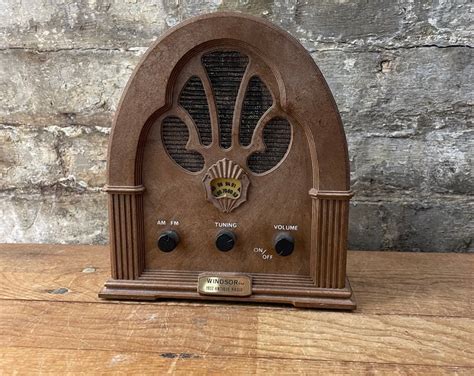 Windsor Miniature 1932 Reproduction Radio Am Fm Model 2136 Etsy