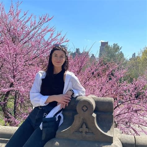 Veronica Johnson Veronicajohnsonn On Threads