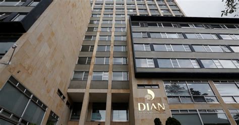 La Dian Reportó Cifra Récord En El Black Friday Más De 77 Millones De