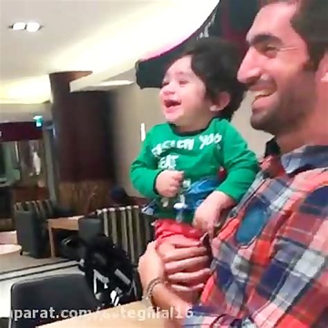 مجتبی جباری و پسرش 2