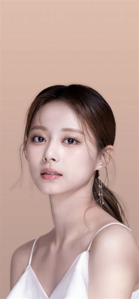 Tzuyu Wallpaper Tzuyu Twice Wallpaper Tzuyu And Sana Twice