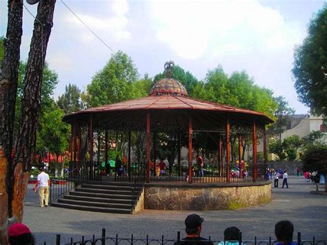 La Plaza Hidalgo En Coyoacán México