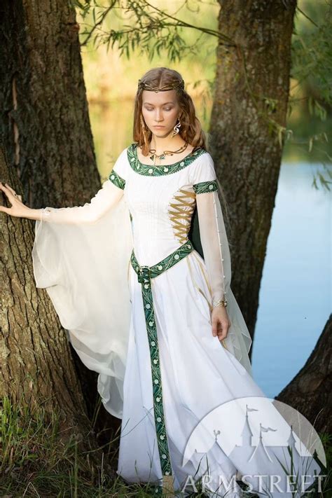 Brass Lyre Shaped Keyring “keys And Symbols” Artofit