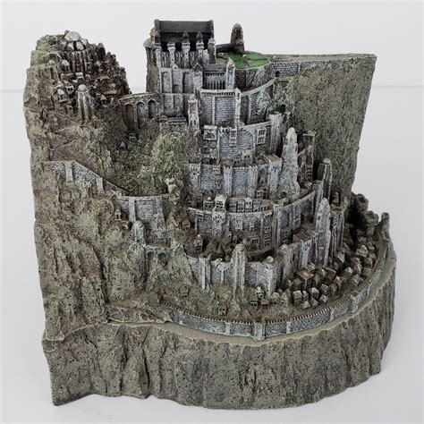 Sideshow Weta Collectibles The Lord Of The Rings Minas Tirith Gondor