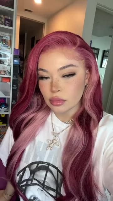 New Hot Sexy Tillyktv Bikini Pics