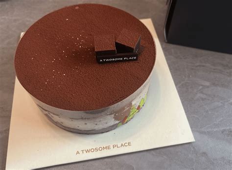 디저트 덕후의 투썸플레이스 파베 초콜릿 홀케이크 내돈내산 솔직 리뷰