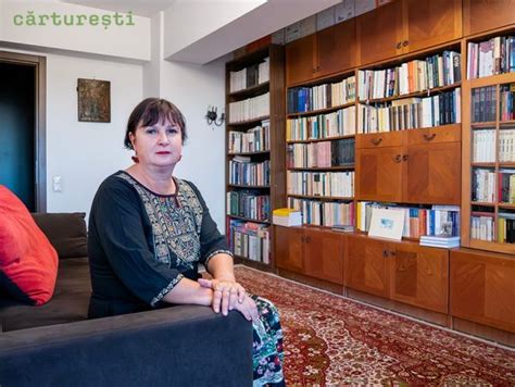 Bibliotecă De Scriitor Ruxandra Cesereanu „am Avut Nevoie De Patru Biblioteci Ca Să îmi Pot