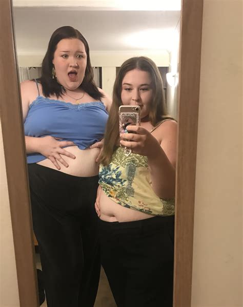 Nothin Quite Like Two Feedees Who Cant Fit In A Mirror 🐷 R Bbwfication