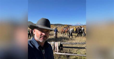 Tom Welling Gushes Over Ditching La For Small Town In Northern
