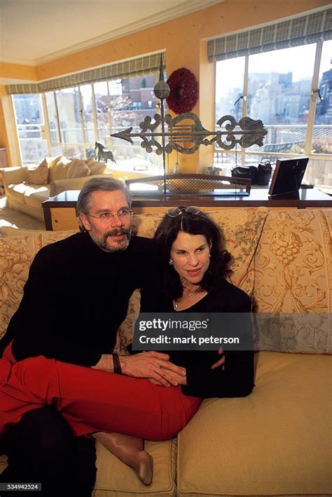 Candice Olson And Her Husband Top 12 Living Rooms By Candice Olson