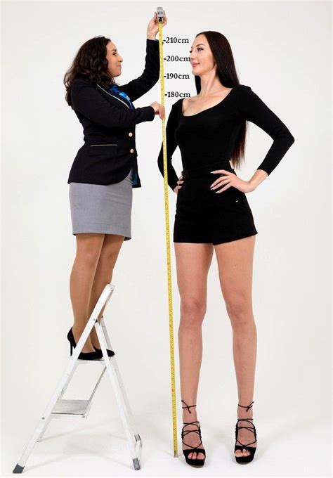 When The 7ft Villain Gets Approached From Behind… Tallgirlenergy