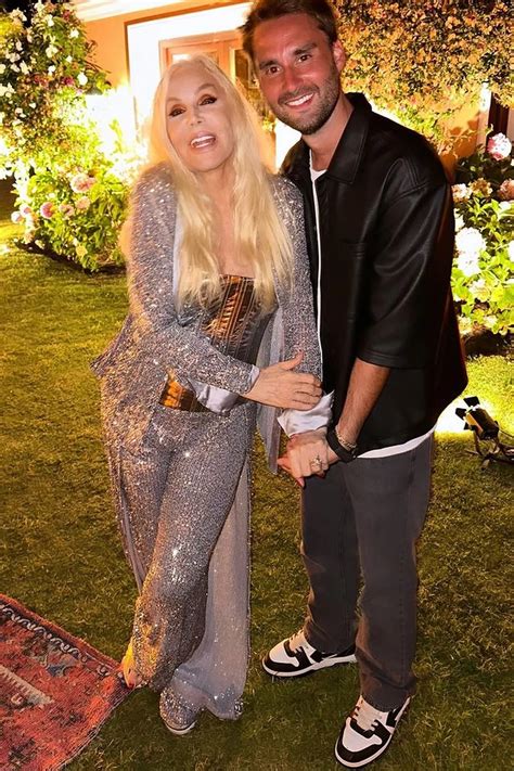 El Regalo De Palito Ortega El Vals De Cristian Castro Y La Decoración