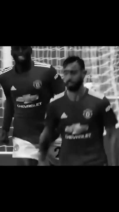 مين معي؟برونو فرناندش لايكاشتراك اكسبلور تصميمي تاريخي كابكت