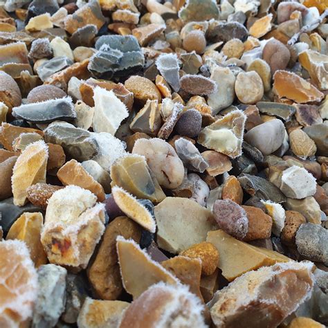 Golden Flint Gravel Chippings Derwent Treescapes Delivery Or Collect