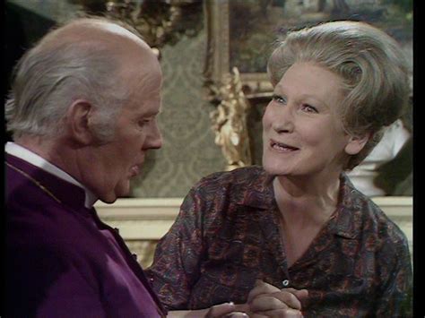 Pauline Devaney Uk Wiki