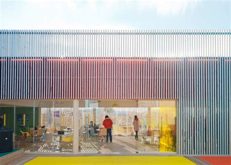 Microsoft Pavilion Takes Its Cues From The Windows 8 Interface