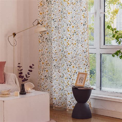 Nayoroom 2pcs Blackout Curtains Yellow Flower Pattern Curtains For
