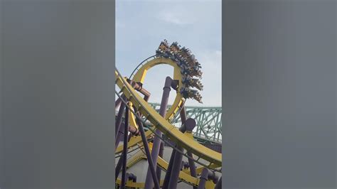Vampire La Ronde Inverted Coaster Roller Coaster Six Flags