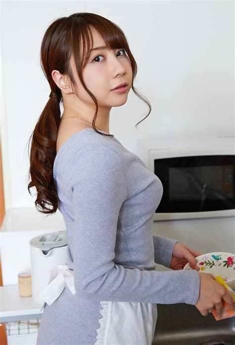 【46枚】人妻の早希さん 吉田早希｜【公式】解禁グラビア＆お宝写真集