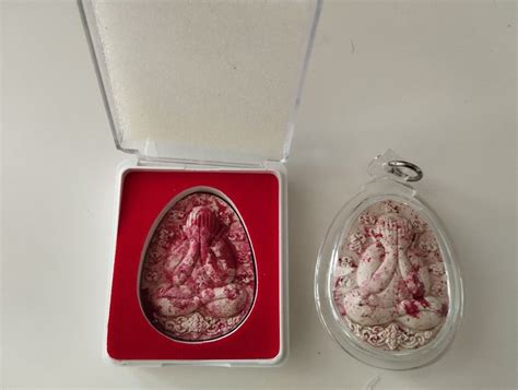 Phra Pidta Ck Rak With And Without Casing Hobbies And Toys Religious Items On Carousell