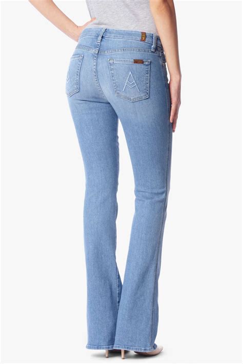 How To Shop For Jeans That Make Your Butt Look Good