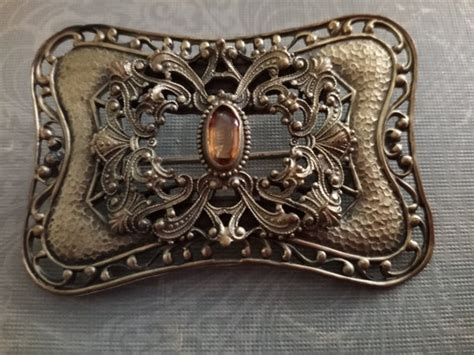 Vintage Rectangular Shaped Brooch Gem