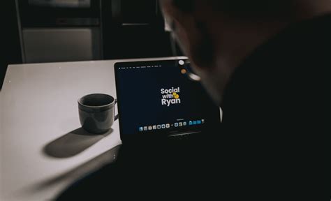 how to optimise your website blog content for linkedin social with ryan