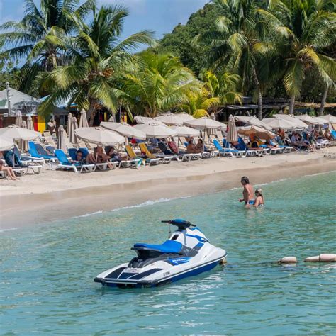 Cockleshell Beach Excursion Snorkeling And Scenic Views Getyourguide