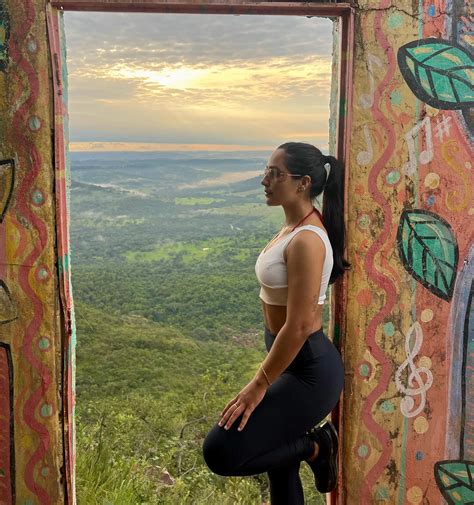 Geovana Rodrigues Geoorodrigues • Instagram Photos And Videos