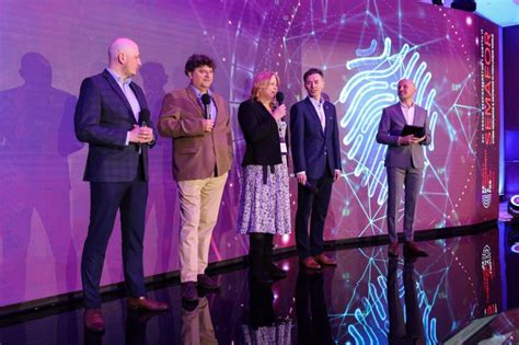 Rolf Von Roessing On Linkedin Semafor