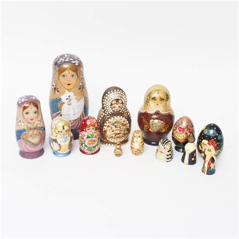 Collection Of Nesting Dolls Ebth
