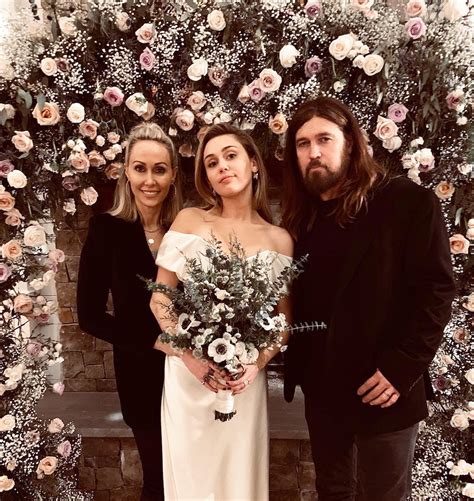 Inside Miley Cyrus Liam Hemsworths Secret Wedding Us Weekly