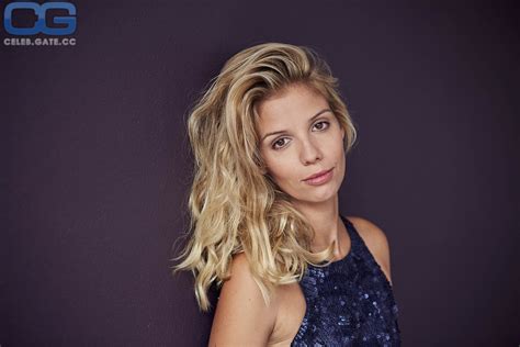 Isabel Vollmer Nude Pictures Onlyfans Leaks Playboy Photos Sex Scene