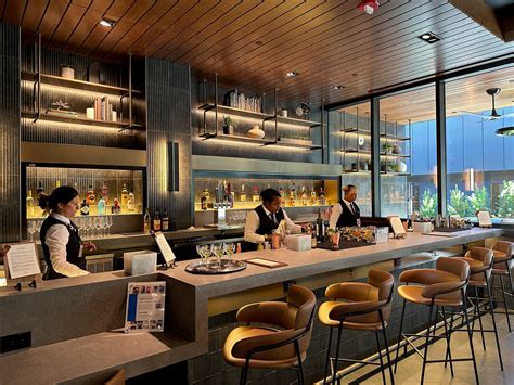 Full List Of Lounges At Daniel K Inouye International Airport [hnl]