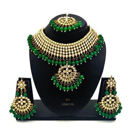 Adorable Kundan Gold Plated Choker Necklace Set