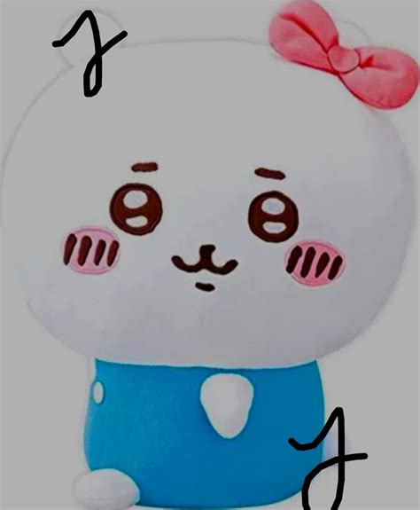 Chiikawa X Sanrio Characters Chiikawa X Hello Kitty 公仔 Sanrio 興趣及遊戲 玩具 And 遊戲類 Carousell