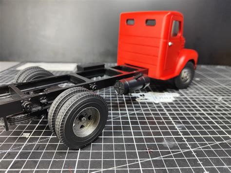 3d File Chassis With Cab Ebro B45 Scale 1 18 🚕・model To Download And 3d Print・cults