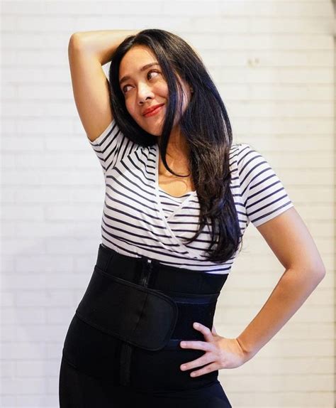 Makin Cantik And Glowing 8 Potret Dea Ananda Usai Melahirkan Pancarkan Aura Keibuan Yang Teduh