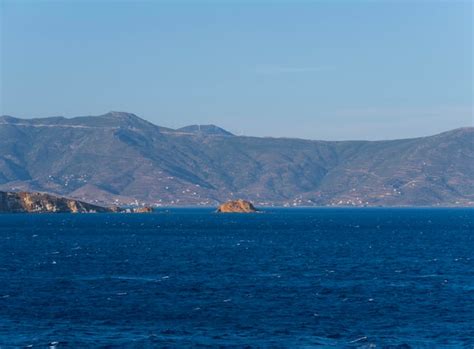 Vista Della Parte Meridionale Dellisola Di Eubea Eubea Dal Traghetto