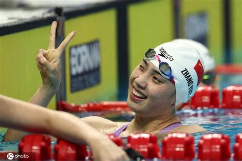 组图：笑靥如花！亚运女子50米蝶泳张雨霏夺冠杭州铜牌银牌