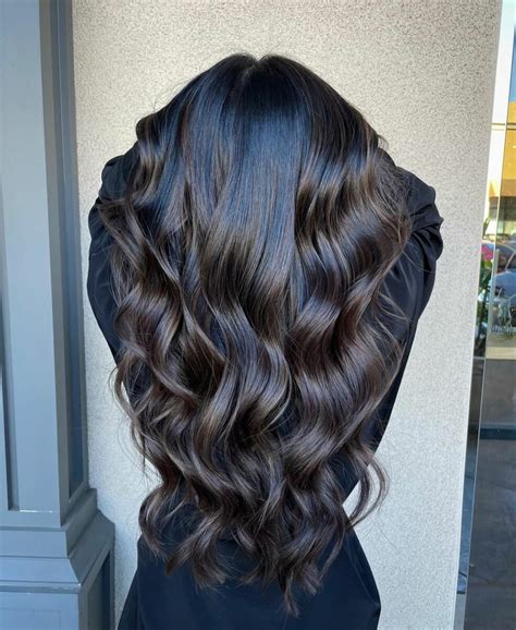 15 Impresionantes Tonos De Pelo Castaño Chocolate Para Un Look Rico Y