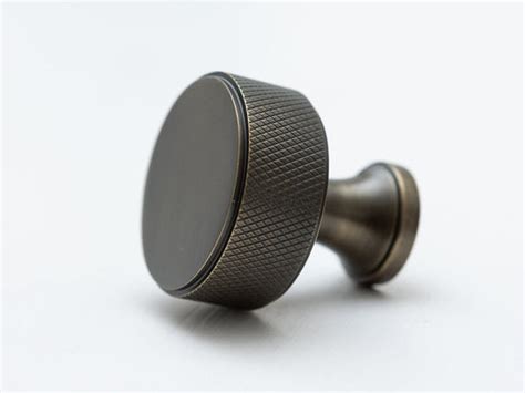Solid Satin Brass Knurled Pull Handles And Knobs Brass Bee