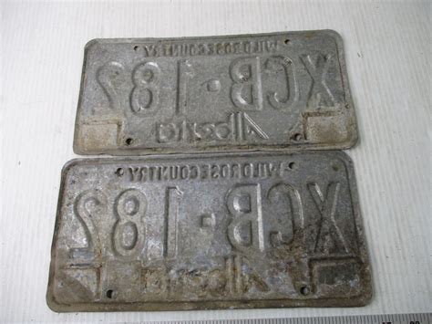 Pair Of Alberta Wild Rose Country License Plates Bodnarus Auctioneering