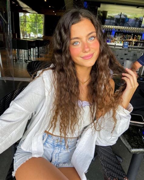 7 Hot Sexy Addison Davis Bikini Pics