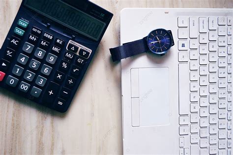 복직 사무 용품 컴퓨터 계산기 컴퓨터 계산자 사무용품 배경 일러스트 및 사진 무료 다운로드 Pngtree