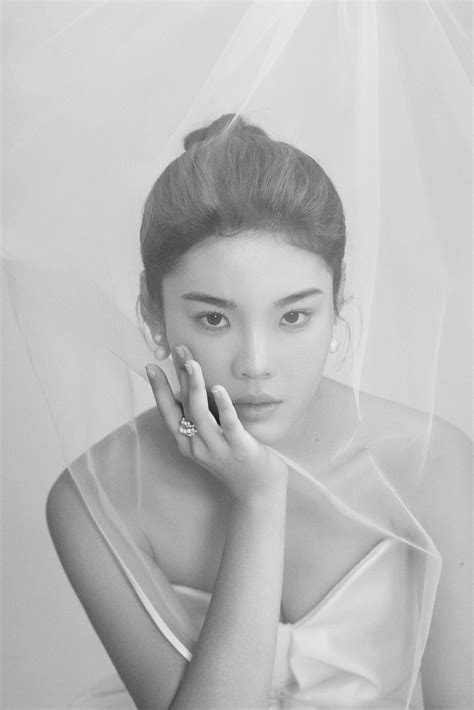 Cicely Hé N I Opera