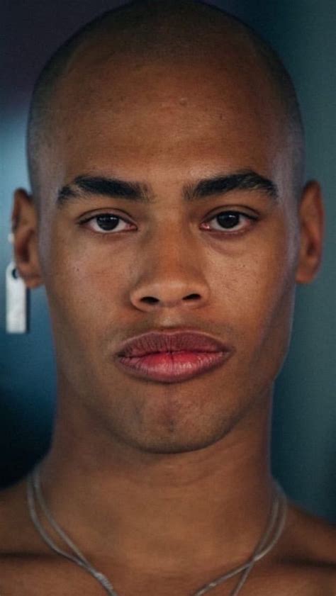 How Do I Gain A Look Similar To Ecco2k Zak Arogundade