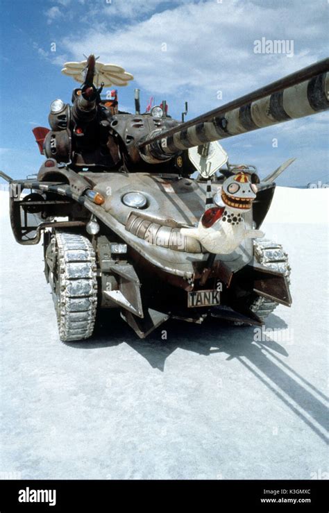 Tank Girl Filmstills Before Capes Were Cool 13 Tank Girl 1995